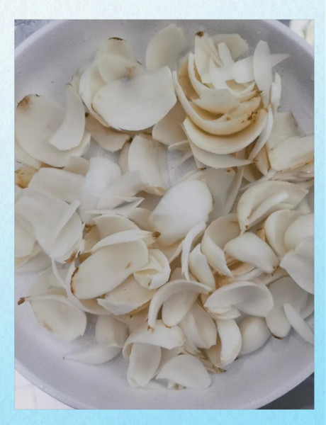 鲜百合怎么做好吃_鲜百合最简单的做法大全-第1张图片-山城妙识 鲜百合怎么做好吃_鲜百合最简单的做法大全-第1张图片-山城妙识