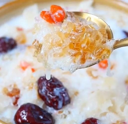 雪燕桃胶皂角米怎么煮才好吃_雪燕桃胶皂角米做法窍门-第1张图片-山城妙识 雪燕桃胶皂角米怎么煮才好吃_雪燕桃胶皂角米做法窍门-第1张图片-山城妙识