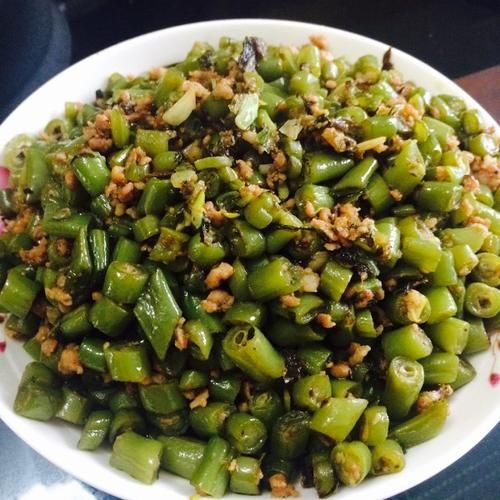 橄榄菜炒豆角怎么做_豆角要不要焯水-第3张图片-山城妙识 橄榄菜炒豆角怎么做_豆角要不要焯水-第3张图片-山城妙识