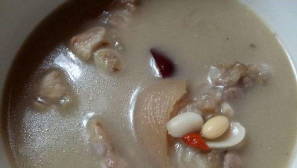 黄豆猪蹄汤高压锅炖多久_猪蹄炖黄豆多久能烂-第2张图片-山城妙识 黄豆猪蹄汤高压锅炖多久_猪蹄炖黄豆多久能烂-第2张图片-山城妙识