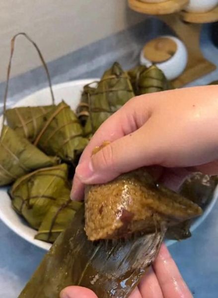 烧肉粽怎么做_烧肉粽的详细步骤-第2张图片-山城妙识 烧肉粽怎么做_烧肉粽的详细步骤-第2张图片-山城妙识