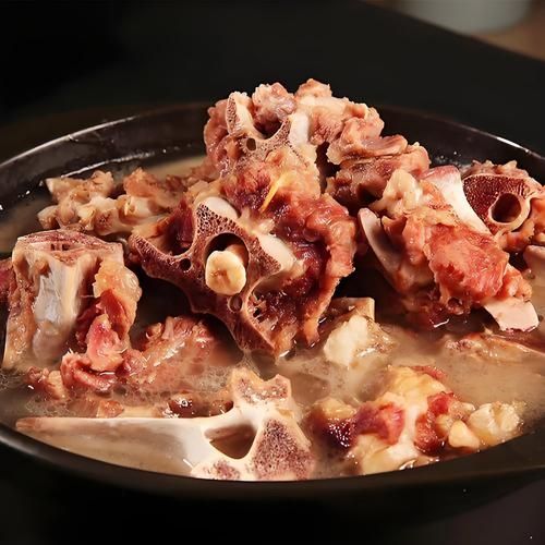 羊肉煲汤用什么部位_羊蝎子还是羊腿骨-第1张图片-山城妙识 羊肉煲汤用什么部位_羊蝎子还是羊腿骨-第1张图片-山城妙识