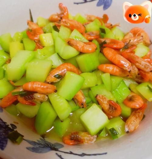 黄瓜小龙虾怎么做_黄瓜炒小龙虾做法步骤-第2张图片-山城妙识