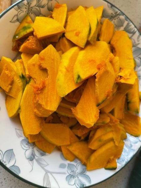 炒黄南瓜怎么做_黄南瓜炒多久才熟-第1张图片-山城妙识 炒黄南瓜怎么做_黄南瓜炒多久才熟-第1张图片-山城妙识