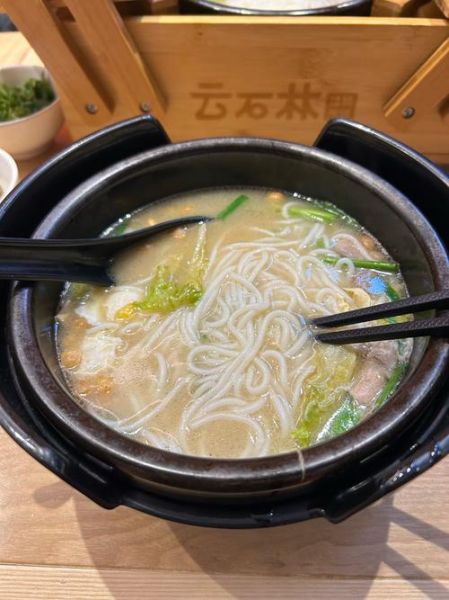 家常米线怎么做_如何煮出汤鲜粉滑-第3张图片-山城妙识 家常米线怎么做_如何煮出汤鲜粉滑-第3张图片-山城妙识