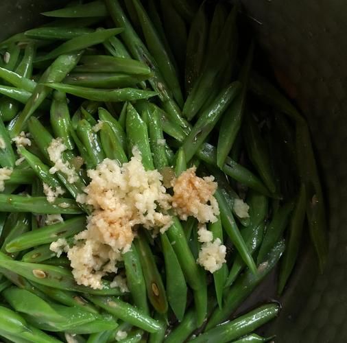 豆角怎么凉拌才好吃_豆角凉拌要不要焯水-第1张图片-山城妙识 豆角怎么凉拌才好吃_豆角凉拌要不要焯水-第1张图片-山城妙识