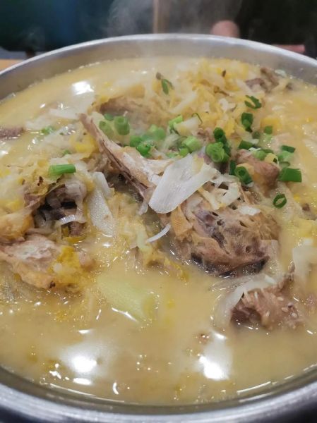 大鹅炖酸菜怎么做_大鹅炖酸菜的家常做法-第1张图片-山城妙识 大鹅炖酸菜怎么做_大鹅炖酸菜的家常做法-第1张图片-山城妙识