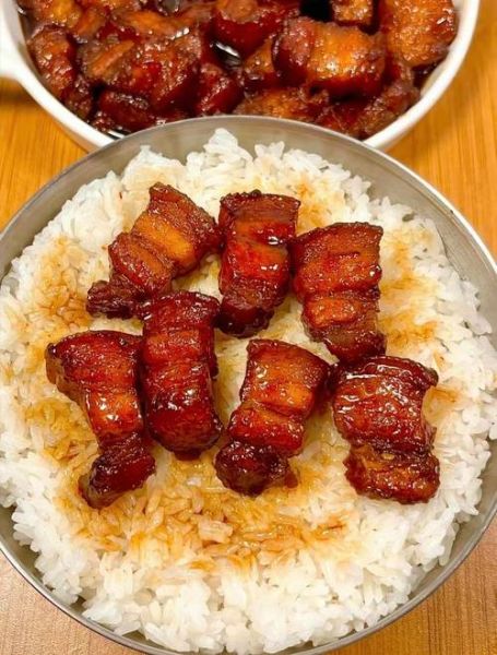 红烧肉怎么做好吃_家常红烧肉做法全过程-第1张图片-山城妙识 红烧肉怎么做好吃_家常红烧肉做法全过程-第1张图片-山城妙识