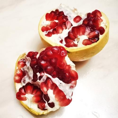 石榴怎么吃才好吃_石榴的正确吃法-第2张图片-山城妙识 石榴怎么吃才好吃_石榴的正确吃法-第2张图片-山城妙识