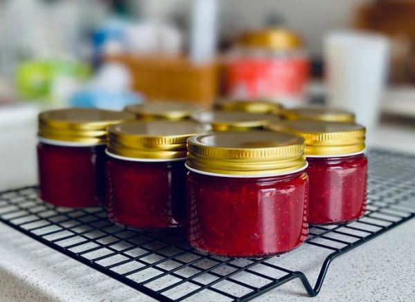 自制草莓酱可以放多久_怎么储存-第2张图片-山城妙识 自制草莓酱可以放多久_怎么储存-第2张图片-山城妙识