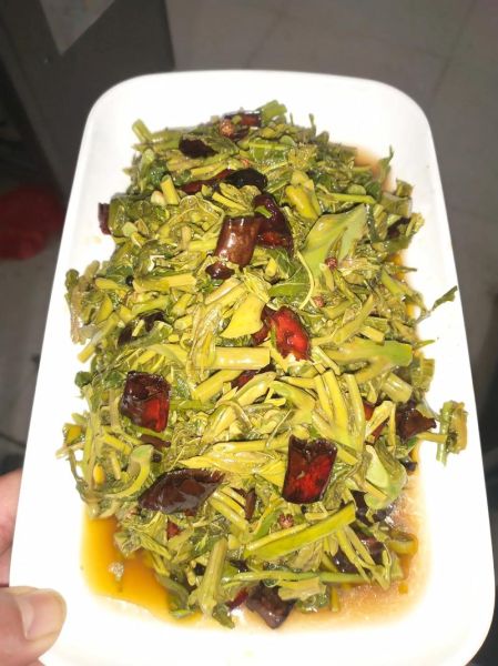 香椿芽怎么腌制_香椿芽腌制多久可以吃-第1张图片-山城妙识 香椿芽怎么腌制_香椿芽腌制多久可以吃-第1张图片-山城妙识