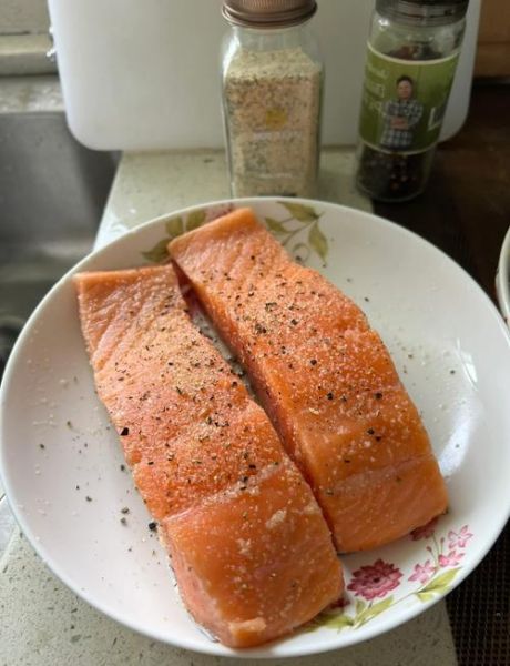 香煎鳕鱼怎么做_鳕鱼怎么煎才不腥-第2张图片-山城妙识 香煎鳕鱼怎么做_鳕鱼怎么煎才不腥-第2张图片-山城妙识