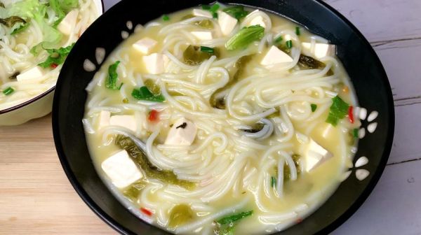 鱼粉是什么做的_鱼粉的营养价值高吗-第1张图片-山城妙识 鱼粉是什么做的_鱼粉的营养价值高吗-第1张图片-山城妙识