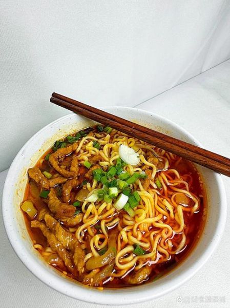 榨菜肉丝汤面怎么做_榨菜肉丝汤面热量高吗-第2张图片-山城妙识 榨菜肉丝汤面怎么做_榨菜肉丝汤面热量高吗-第2张图片-山城妙识