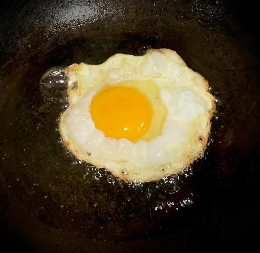 平底锅煎荷包蛋不粘锅_如何煎出溏心荷包蛋-第1张图片-山城妙识 平底锅煎荷包蛋不粘锅_如何煎出溏心荷包蛋-第1张图片-山城妙识