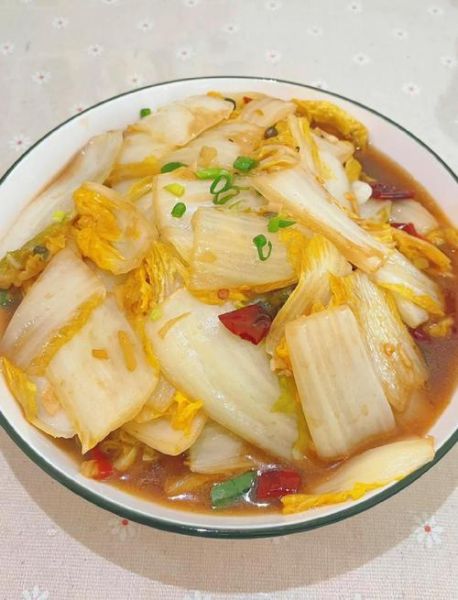 醋溜白菜最正宗的做法_为什么饭店更脆更香-第1张图片-山城妙识 醋溜白菜最正宗的做法_为什么饭店更脆更香-第1张图片-山城妙识