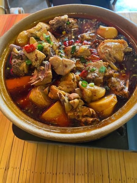 芋儿烧鸡公怎么做_芋儿烧鸡公最正宗的做法-第1张图片-山城妙识 芋儿烧鸡公怎么做_芋儿烧鸡公最正宗的做法-第1张图片-山城妙识