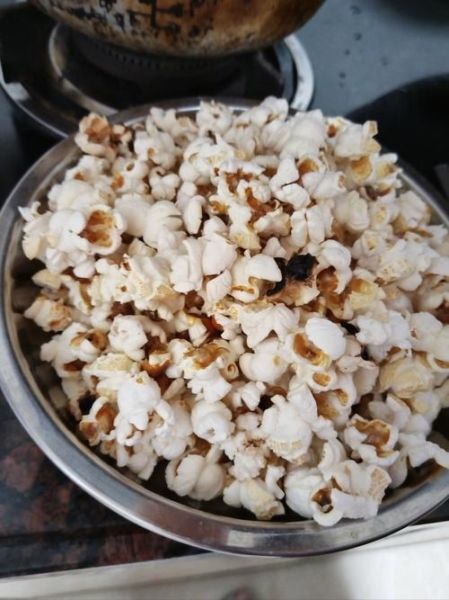 爆米花怎么做_家庭版爆米花步骤-第1张图片-山城妙识 爆米花怎么做_家庭版爆米花步骤-第1张图片-山城妙识