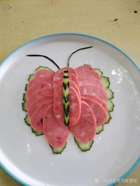 凉菜冷拼盘花样图片_怎么做简单又好看-第3张图片-山城妙识 凉菜冷拼盘花样图片_怎么做简单又好看-第3张图片-山城妙识