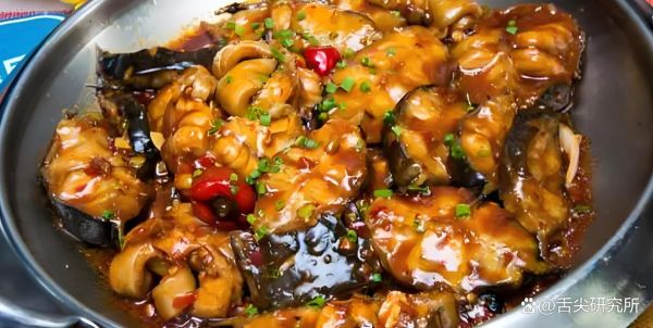 鲶鱼怎么做好吃_鲶鱼的做法大全-第1张图片-山城妙识