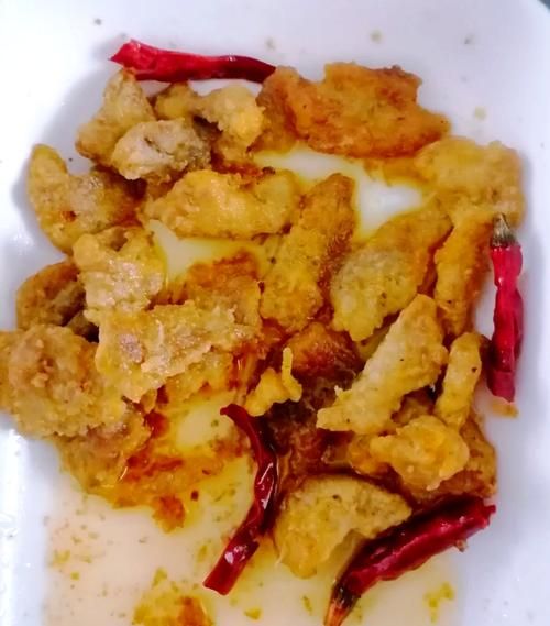 牛肉小酥肉怎么做_酥炸牛肉条做法大全-第1张图片-山城妙识 牛肉小酥肉怎么做_酥炸牛肉条做法大全-第1张图片-山城妙识