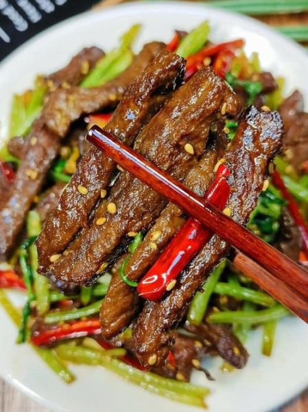 牛肉小酥肉怎么做_酥炸牛肉条做法大全-第2张图片-山城妙识 牛肉小酥肉怎么做_酥炸牛肉条做法大全-第2张图片-山城妙识