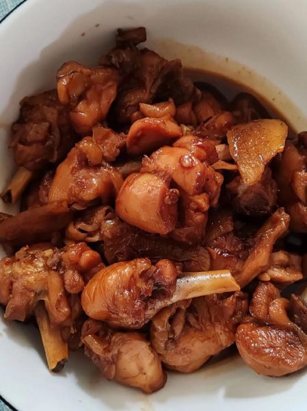 鸡块怎么炖才嫩_炖鸡块放什么调料-第1张图片-山城妙识 鸡块怎么炖才嫩_炖鸡块放什么调料-第1张图片-山城妙识