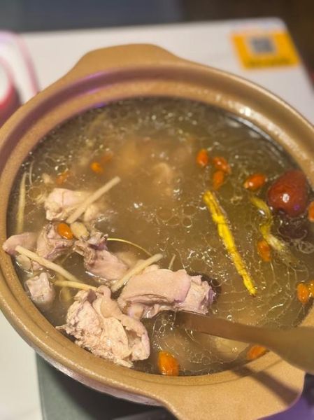 清汤火锅鸡怎么做_家常清汤火锅鸡的做法-第1张图片-山城妙识 清汤火锅鸡怎么做_家常清汤火锅鸡的做法-第1张图片-山城妙识