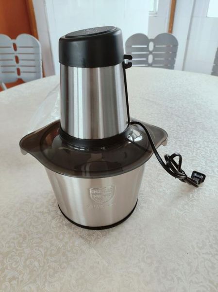 料理机和绞肉机哪个好_家用绞肉机有必要买吗-第2张图片-山城妙识