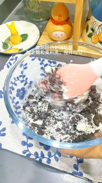 冰皮月饼的冰皮是什么做的_冰皮月饼的冰皮原料有哪些-第1张图片-山城妙识 冰皮月饼的冰皮是什么做的_冰皮月饼的冰皮原料有哪些-第1张图片-山城妙识