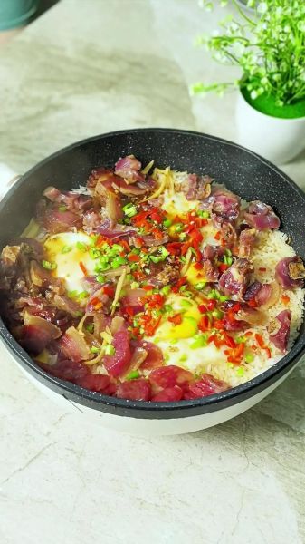腊味饭怎么做_电饭锅腊味饭做法-第1张图片-山城妙识 腊味饭怎么做_电饭锅腊味饭做法-第1张图片-山城妙识