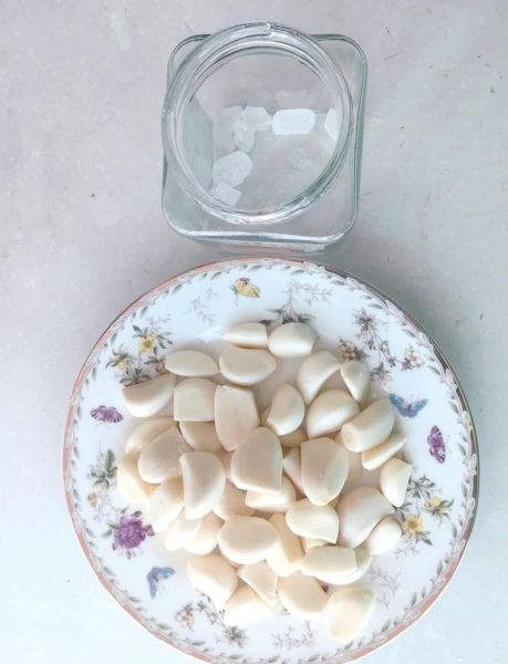 腊八蒜怎么腌制才绿_腊八蒜图片大全-第2张图片-山城妙识 腊八蒜怎么腌制才绿_腊八蒜图片大全-第2张图片-山城妙识