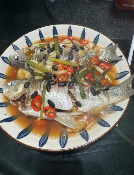 清蒸鲫鱼怎么做_清蒸鲫鱼蒸几分钟-第3张图片-山城妙识 清蒸鲫鱼怎么做_清蒸鲫鱼蒸几分钟-第3张图片-山城妙识