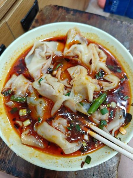 红油抄手怎么做_红油抄手热量高吗-第3张图片-山城妙识 红油抄手怎么做_红油抄手热量高吗-第3张图片-山城妙识