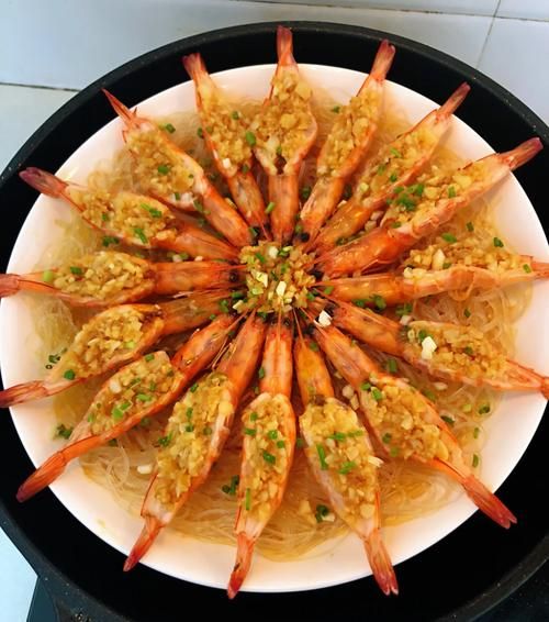 蒜蓉粉丝蒸虾蒸多久_蒸虾最佳时间-第1张图片-山城妙识 蒜蓉粉丝蒸虾蒸多久_蒸虾最佳时间-第1张图片-山城妙识