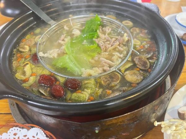 腊鸡肉火锅怎么做_腊鸡肉火锅怎么做好吃-第3张图片-山城妙识 腊鸡肉火锅怎么做_腊鸡肉火锅怎么做好吃-第3张图片-山城妙识