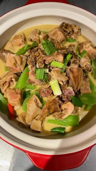 腊鸡肉火锅怎么做_腊鸡肉火锅怎么做好吃-第2张图片-山城妙识 腊鸡肉火锅怎么做_腊鸡肉火锅怎么做好吃-第2张图片-山城妙识