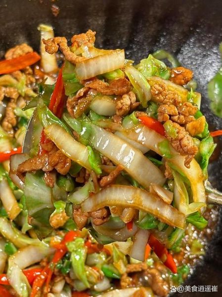 圆白菜炒肉丝怎么做_圆白菜炒肉丝用焯水吗-第2张图片-山城妙识 圆白菜炒肉丝怎么做_圆白菜炒肉丝用焯水吗-第2张图片-山城妙识