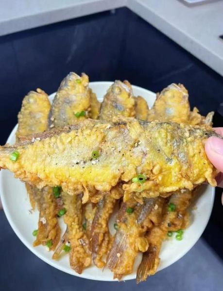 面拖小黄鱼怎么做好吃_面拖小黄鱼酥脆不掉糊的秘诀-第2张图片-山城妙识 面拖小黄鱼怎么做好吃_面拖小黄鱼酥脆不掉糊的秘诀-第2张图片-山城妙识
