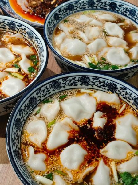 牛肉配什么包饺子好吃_牛肉饺子馅最佳搭配-第1张图片-山城妙识 牛肉配什么包饺子好吃_牛肉饺子馅最佳搭配-第1张图片-山城妙识