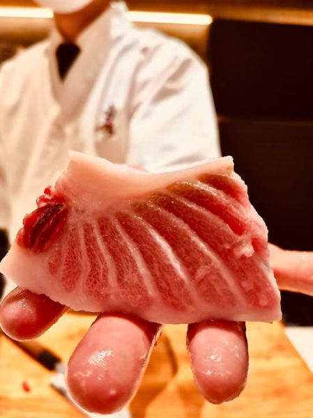 金枪鱼刺身怎么切_切多厚才正宗-第2张图片-山城妙识 金枪鱼刺身怎么切_切多厚才正宗-第2张图片-山城妙识