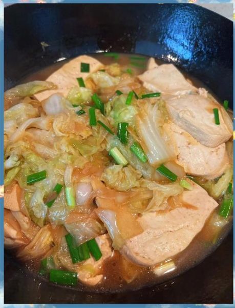 白菜炖豆腐怎么炖才好吃_白菜炖豆腐的做法窍门-第1张图片-山城妙识