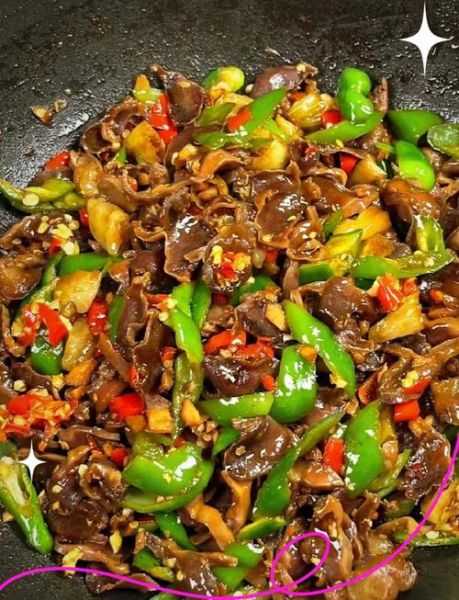 鸡胗怎么炒好吃又嫩_鸡胗焯水几分钟-第1张图片-山城妙识