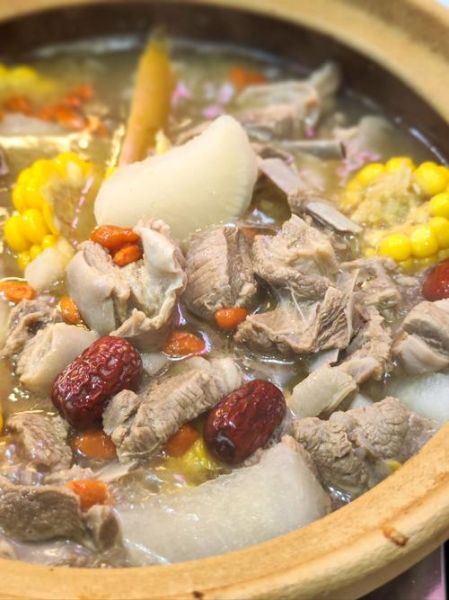 羊肉煲汤怎么炖才好吃_羊肉煲汤放什么配料-第1张图片-山城妙识 羊肉煲汤怎么炖才好吃_羊肉煲汤放什么配料-第1张图片-山城妙识