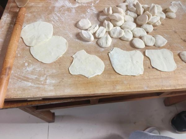 四方饺子怎么包_四方饺子包法简单又快-第1张图片-山城妙识 四方饺子怎么包_四方饺子包法简单又快-第1张图片-山城妙识