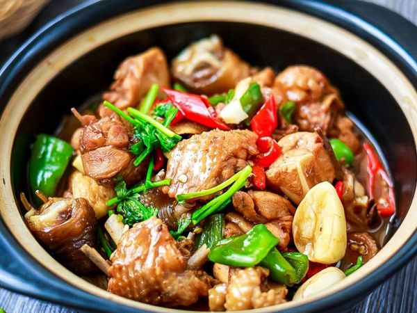 怎样炖鸡肉好吃_炖鸡肉的秘诀-第3张图片-山城妙识 怎样炖鸡肉好吃_炖鸡肉的秘诀-第3张图片-山城妙识