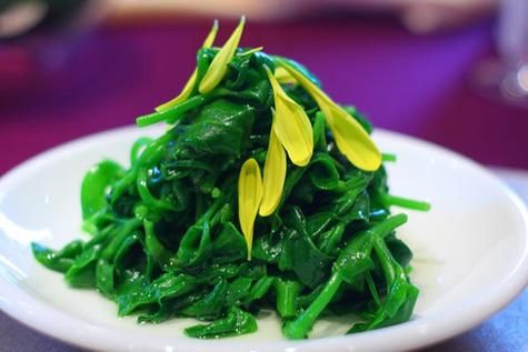 穿心莲怎么炒好吃_穿心莲凉拌做法大全-第3张图片-山城妙识