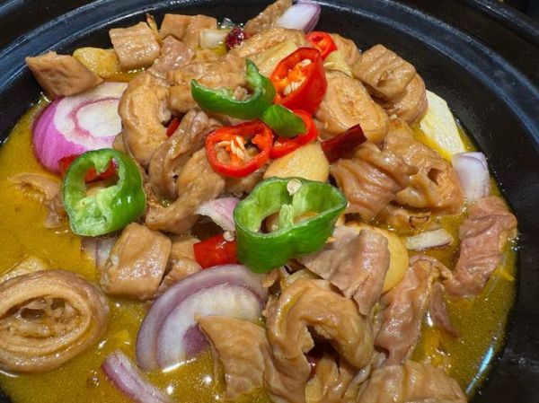 肥肠炖什么菜好吃_肥肠炖什么配菜最香-第1张图片-山城妙识 肥肠炖什么菜好吃_肥肠炖什么配菜最香-第1张图片-山城妙识