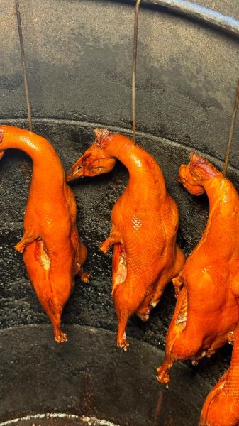 脆皮烤鸭加盟费哪家好_如何选靠谱品牌-第1张图片-山城妙识 脆皮烤鸭加盟费哪家好_如何选靠谱品牌-第1张图片-山城妙识