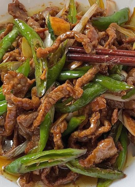 青椒炒牛肉丝怎么炒才嫩_青椒炒牛肉丝嫩的做法-第2张图片-山城妙识
